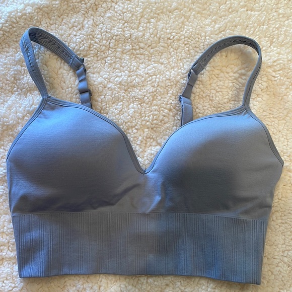 Athleta | Intimates & Sleepwear | Athleta Sports Bra Size S Light Blue ...